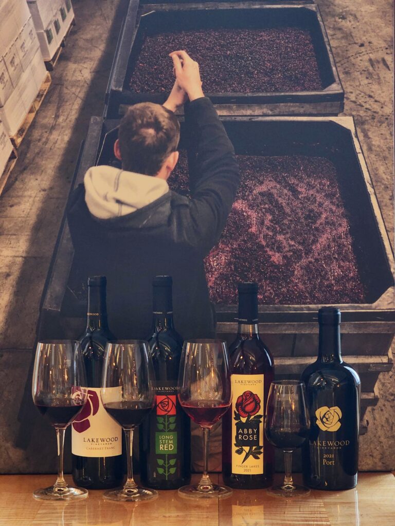 Specials - Lakewood Vineyards